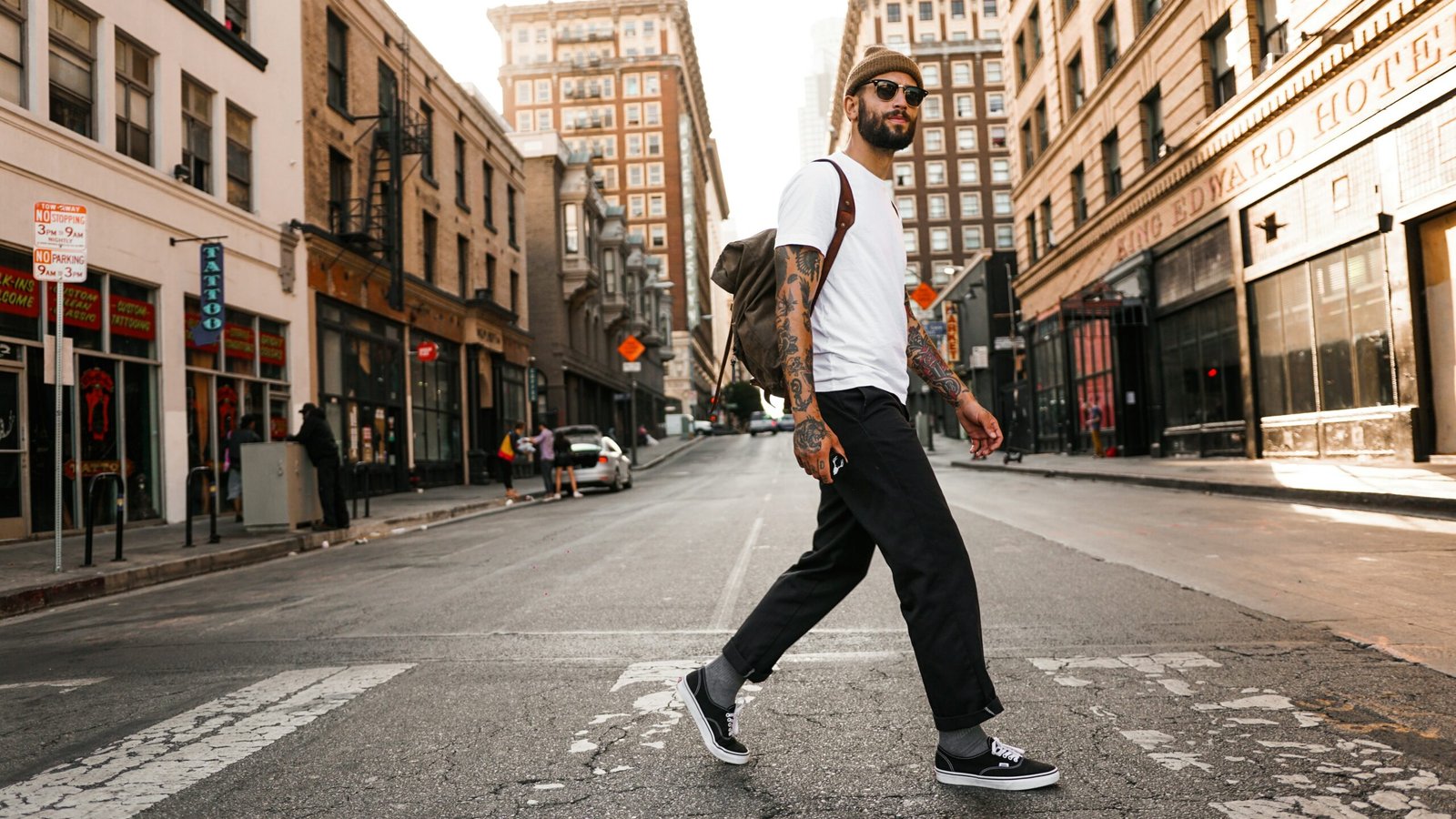 How Male Models Build a Timeless Wardrobe – Alexcosta