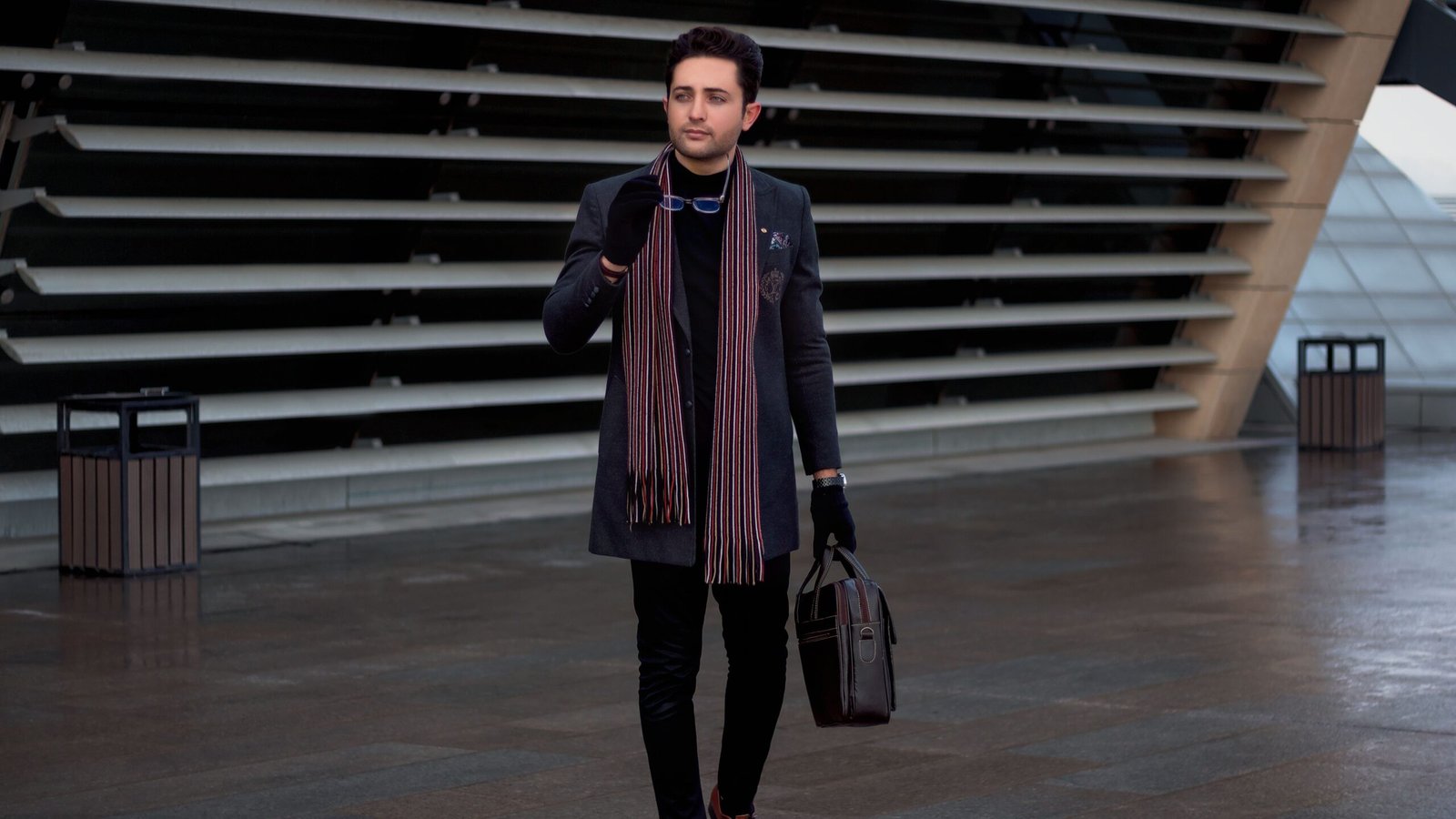 Think Scarves Are Outdated? These 11 Men’s Styles Say Otherwise – Alexcosta